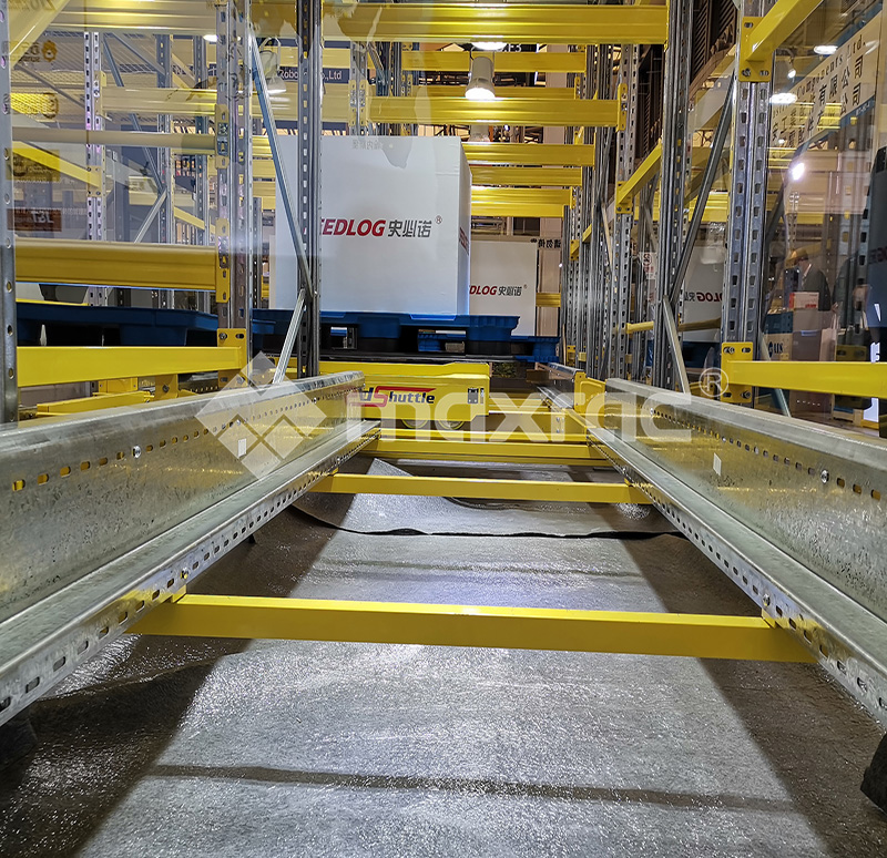 Pallet Shuttle - MAXRAC